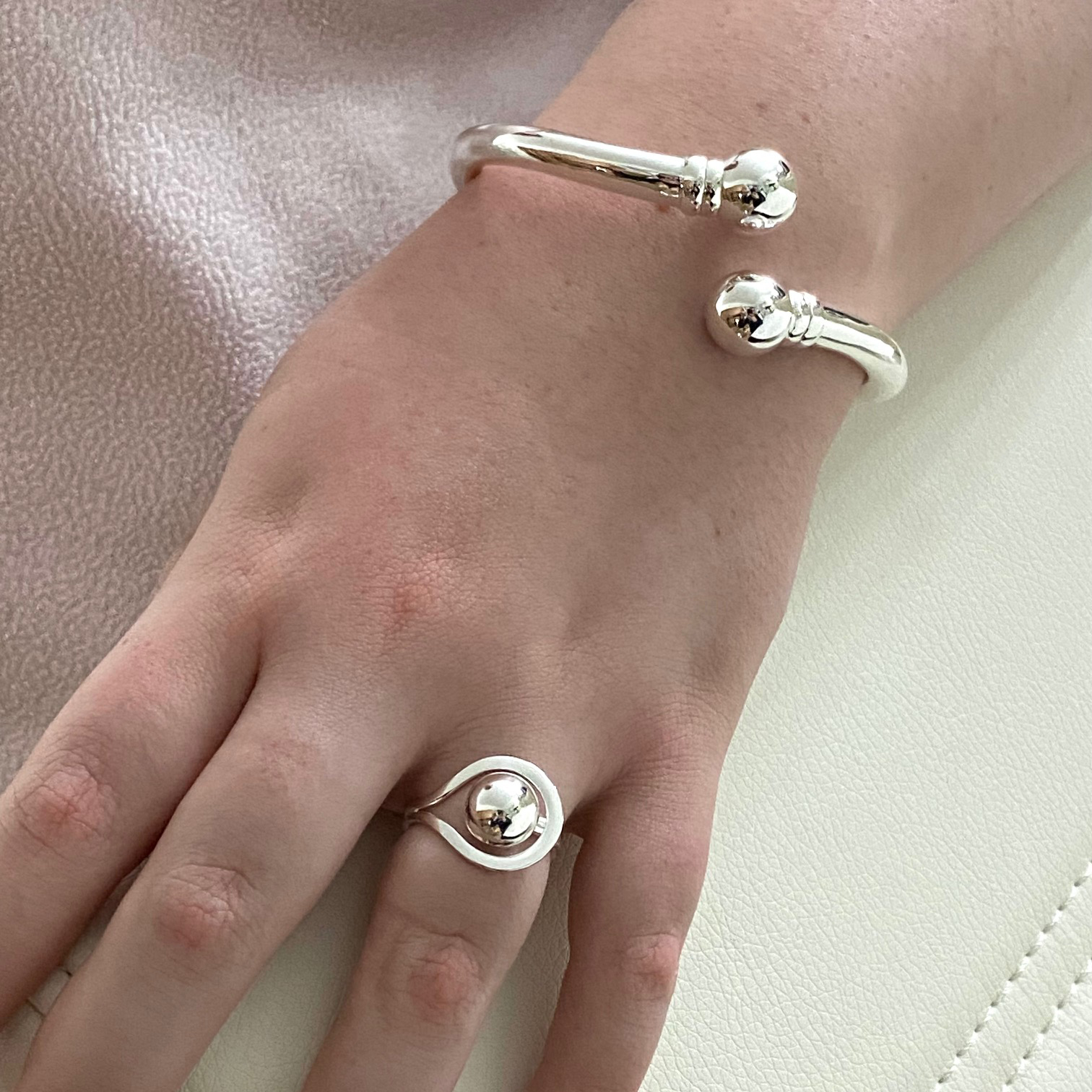 Sterling silver double ball hinge bangle | VDM Jewellery