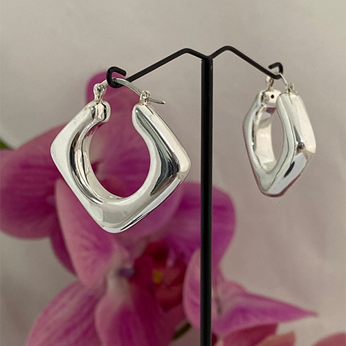 Sterling silver medium bold square clip hoop earrings | VDM Jewellery